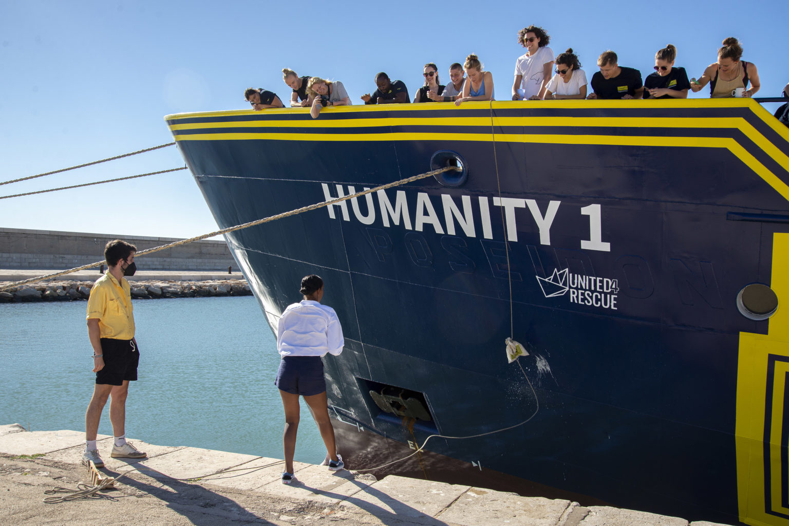Rettungsschiff Humanity 1 feierlich getauft - SOS HUMANITY