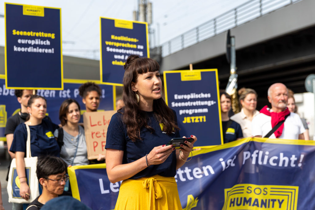 Zivile Seenotrettung im Mittelmeer - SOS HUMANITY Zivile Seenotrettung im Mittelmeer - SOS HUMANITY